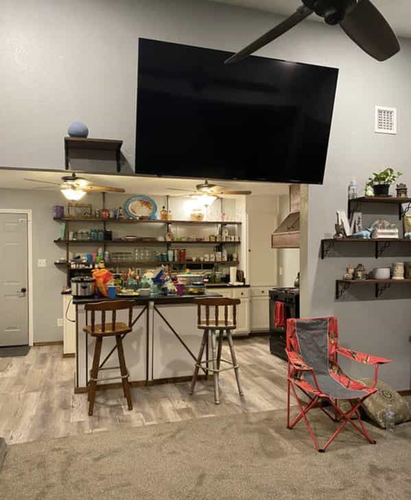 funniest bad tv mounting setups-18-10-07-2022 - Thunder Dungeon | The ...