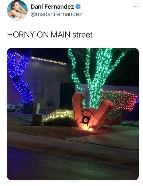 17 Holiday Memes to Get You in a Festive Mood