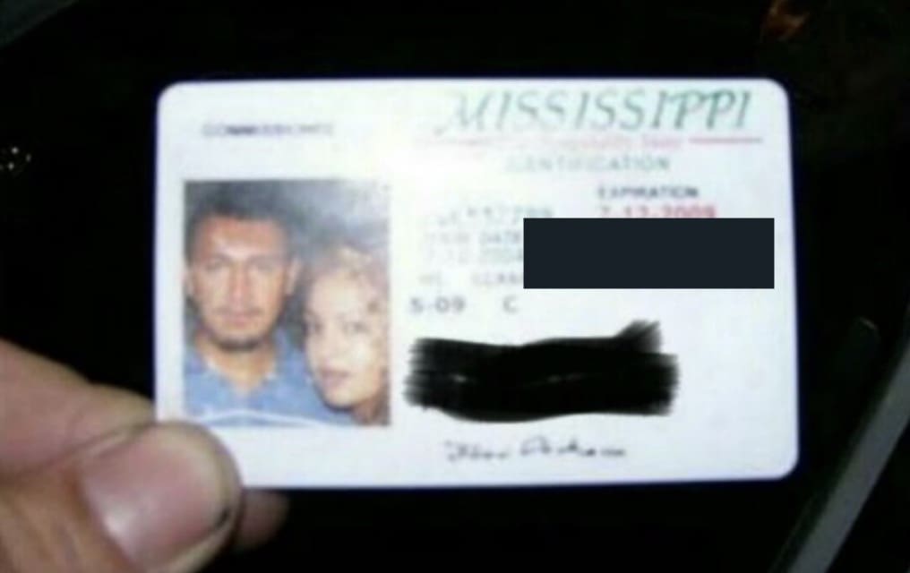 25 Of the funniest photos that have ever graced ID cards