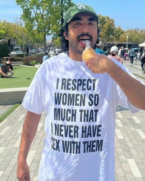 42 Hilariously Inappropriate Shirts People Decided Were a Good Idea