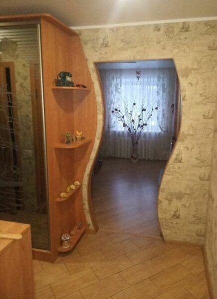 40 Hilariously Bad Interior Design Choices That Defy All Logic
