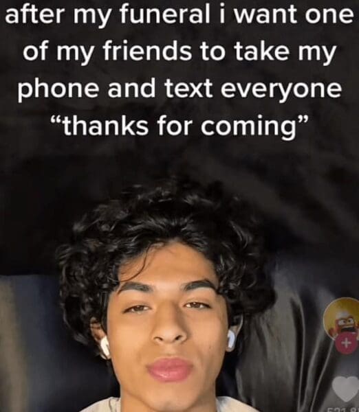 35 TikTok's Gone Wild: Screenshots of the Internet's Weirdest Moments