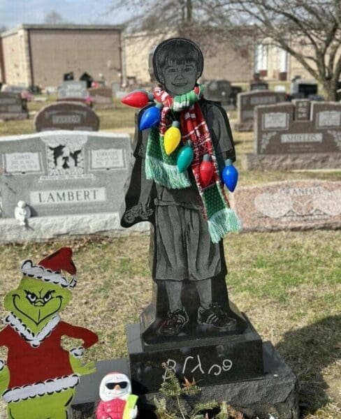 Funny Epitaphs: 38 Hilarious Headstones from the Graveyard