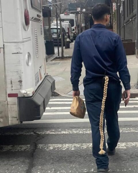 33 Hilarious New York Memes From A City That Never Sleeps (Or Cares)