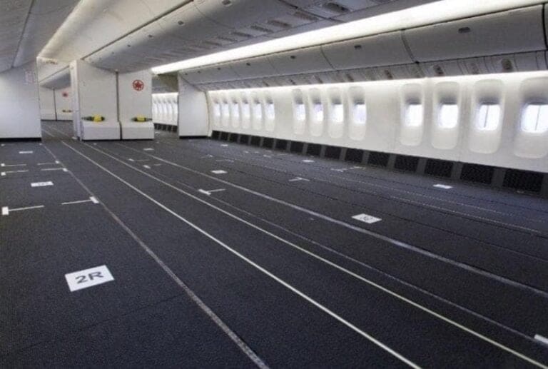 Liminal Spaces: 24 Pics That Quietly Haunt Your Daydreams