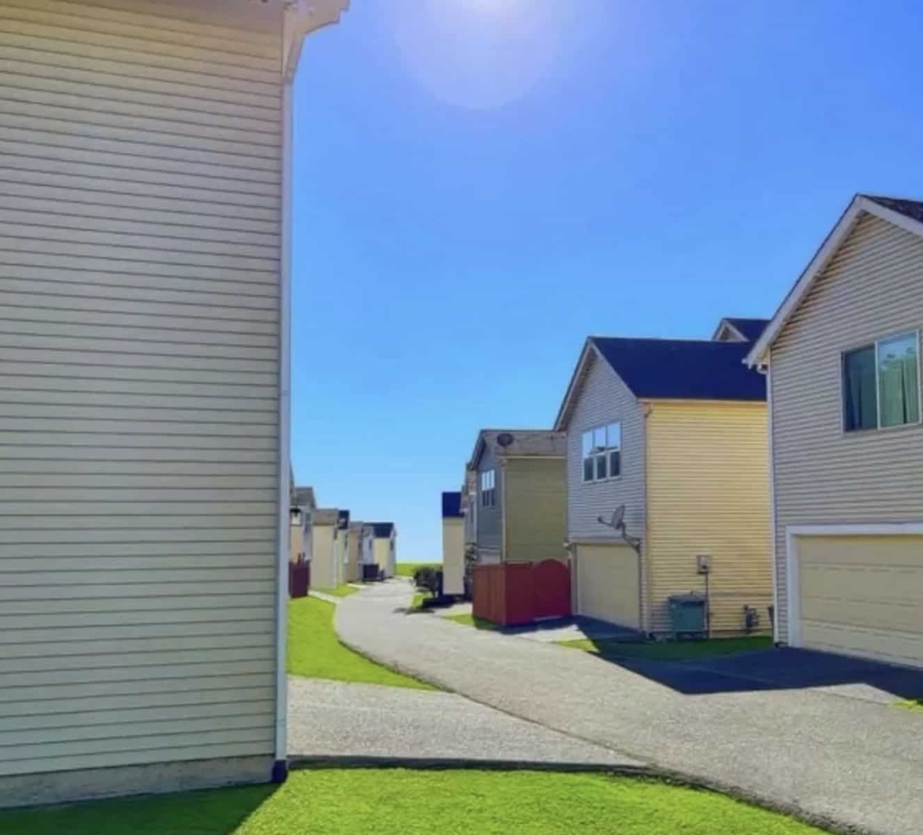 liminal spaces-7-20250102 - Thunder Dungeon | The Funniest Memes. Period.