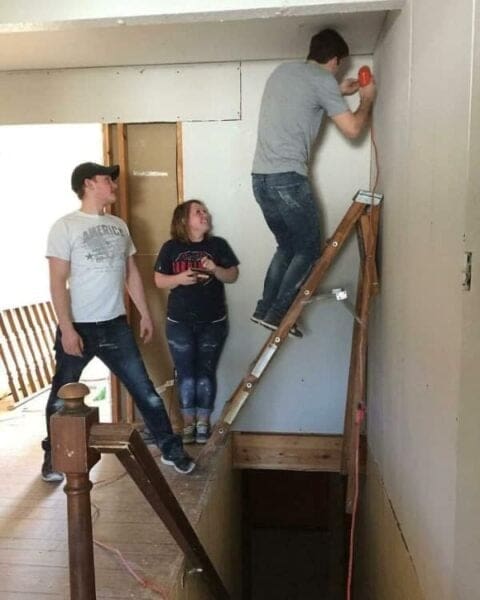 33 Hilarious OSHA Memes Showcasing Workplace Safety Fails at Their Finest