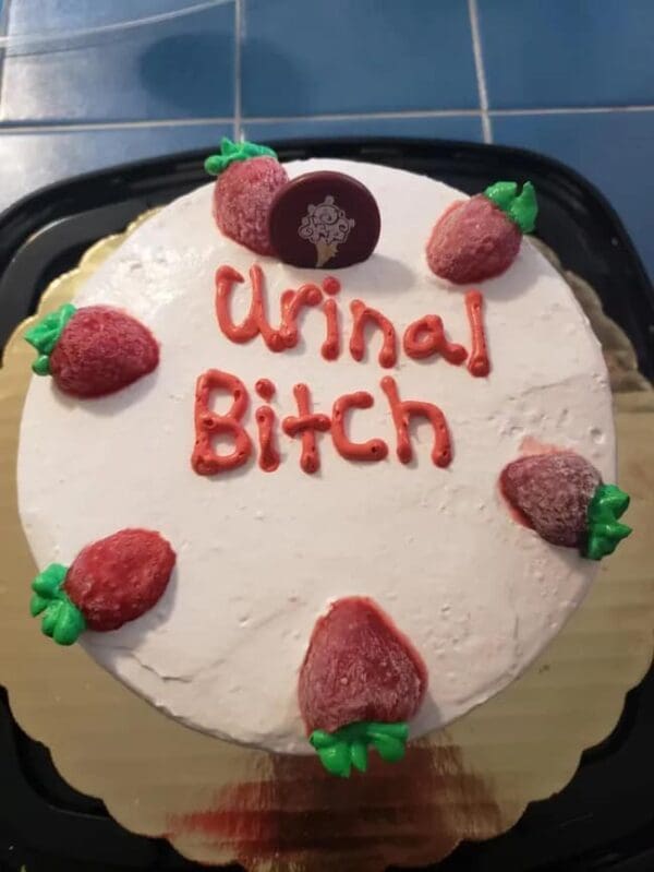 18 Funny Cake Moments for Parties That Prefer Punchlines