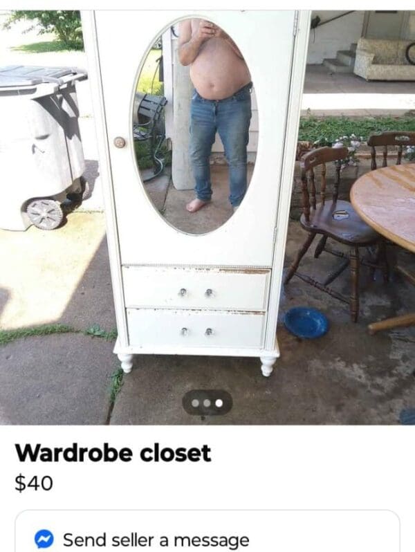 25 People Selling Mirrors Who Forgot How Mirrors Work