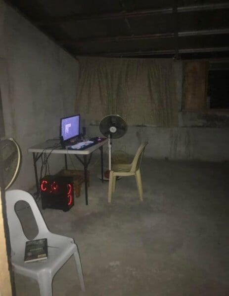 36 of the Worst Computer Setups That Need a Complete Tear Down