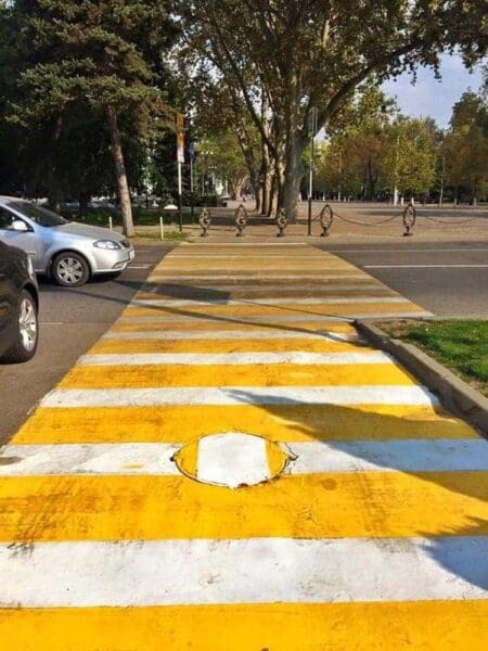 40 Visual OCD Picture Fails That’ll Trigger Every Perfectionist on Earth