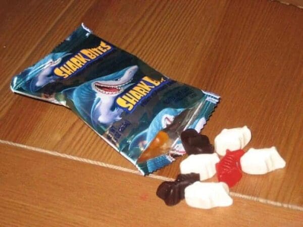 38 Retro Snacks That Were Unhinged And Iconic